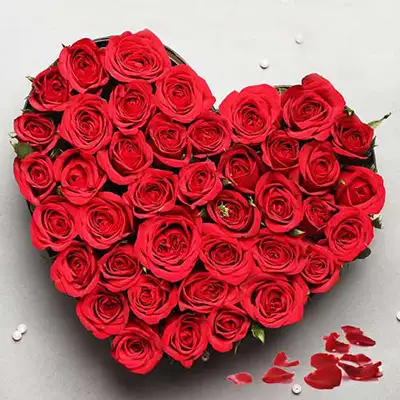 Order Red Roses Heart Shape Bouquet Online - SendBestGift